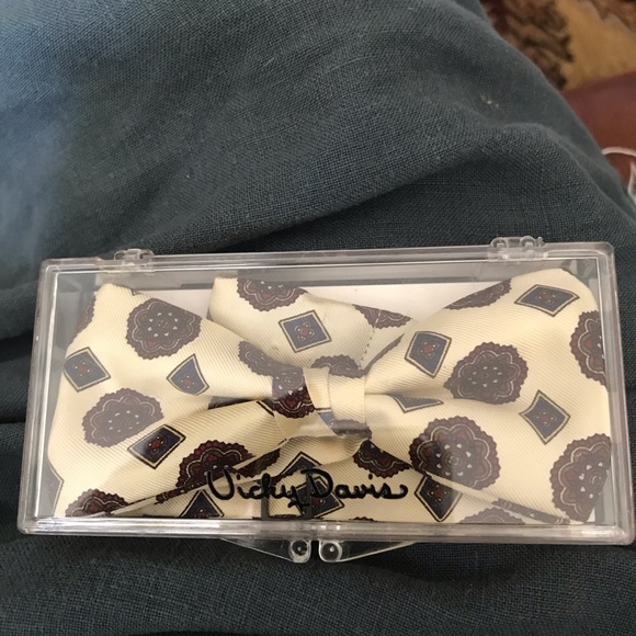 Vicky Davis | Accessories | Vicky Davis Mens Tie Nwt Creamberry Vintage ...